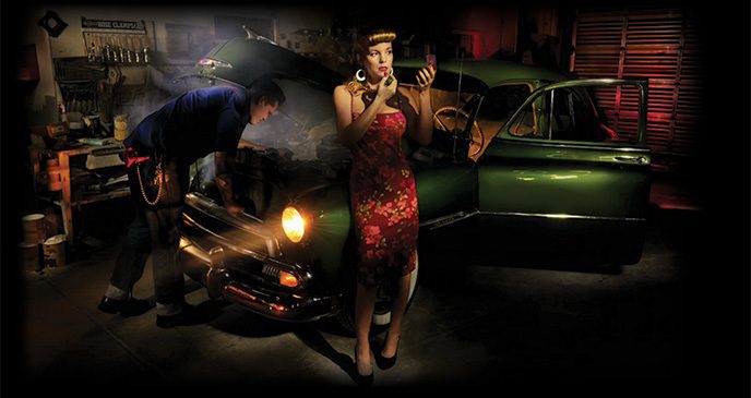 Lightpainting: Illuminating Models - Online Photography Course