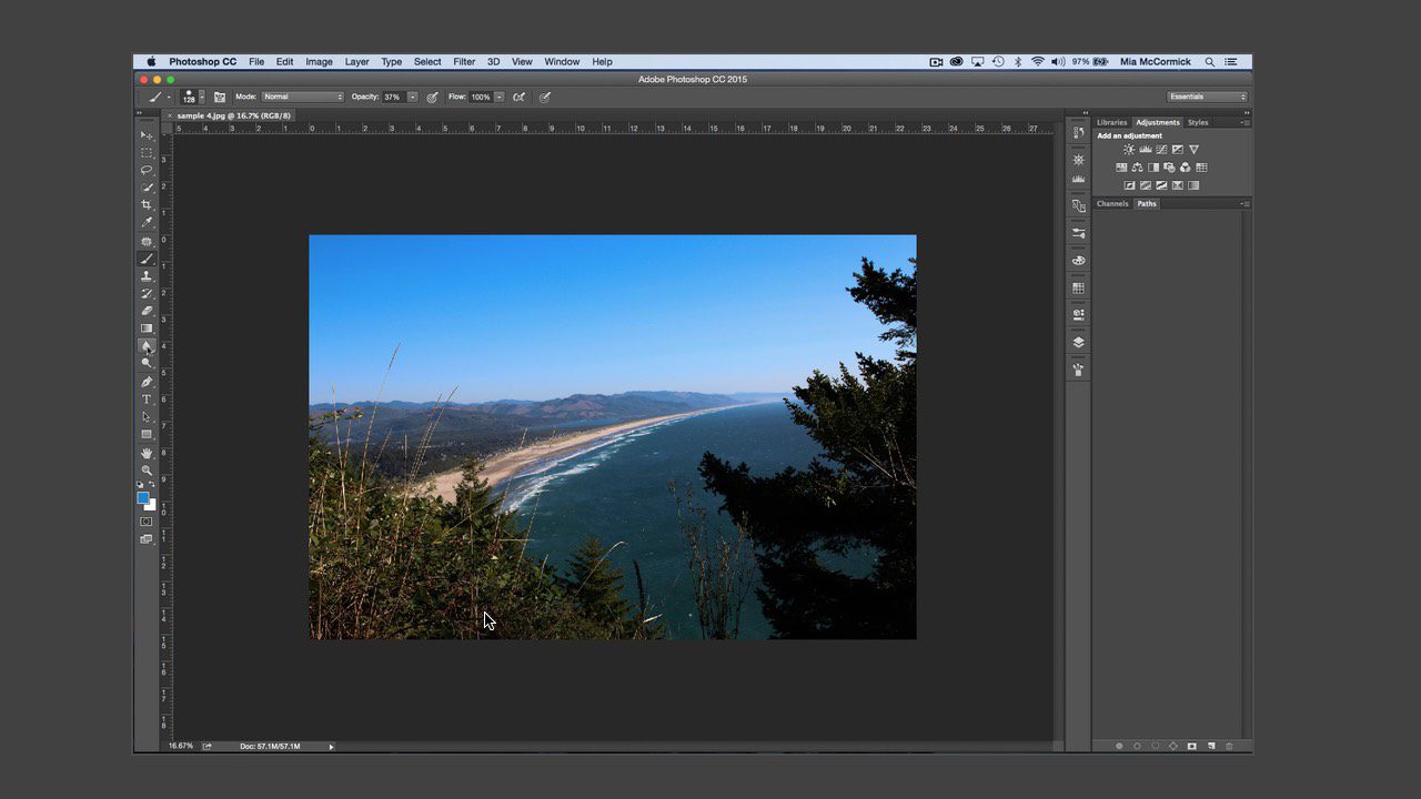 How to Cycle Through Tool Groups in Photoshop - Quick Photoshop Tutorial