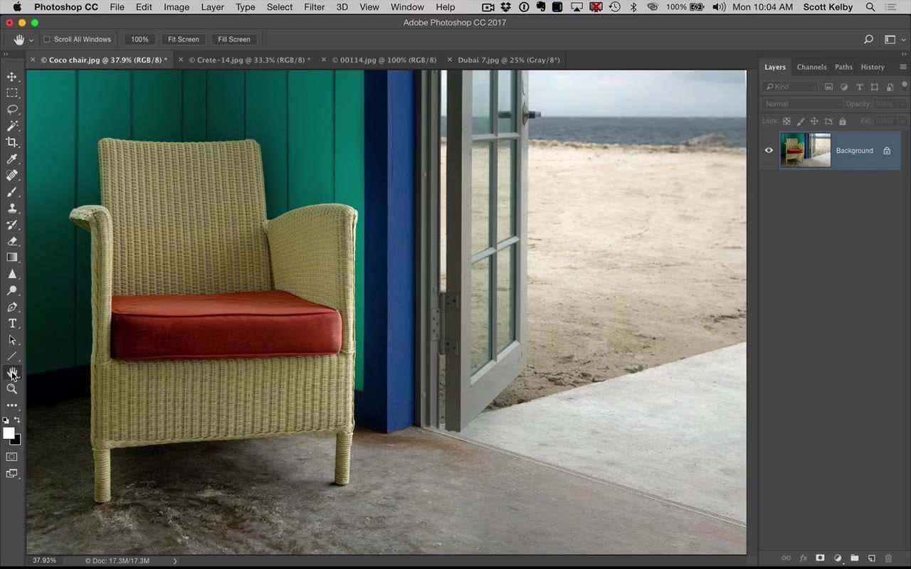 Seeing a 100 view or fit in window - Quick Photoshop Tutorial